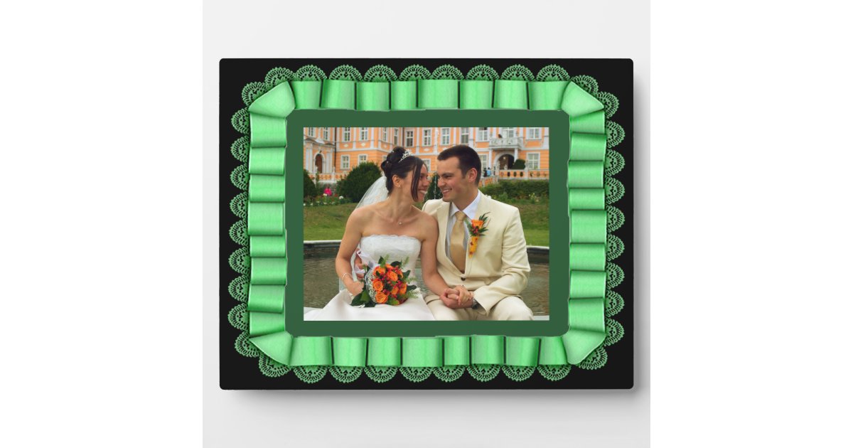 のパーソナライズされた結婚フォトミントレースリボンフレーム フォトプラーク | Zazzle.co.jp
